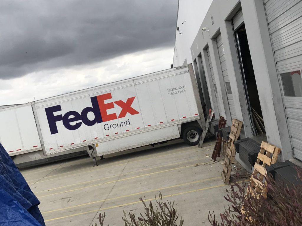 美国尾程折扣账号 UPS/USPS/FedEx 一手打单账号，自研打单系统 – 迅蜂物联 | 美国海外仓,一件代发,美国货盘,美国仓储,海外仓 ...